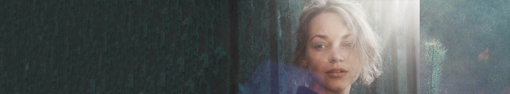 Scarlet Mae - The Missing Sync